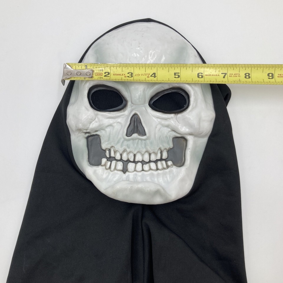 Vintage Easter Unlimited Fun World Grinning Skull Skeleton Shroud ...