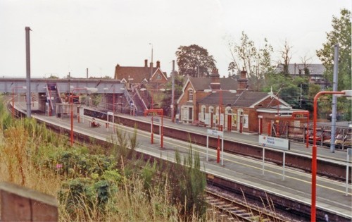 PHOTO BEDFORDSHIRE FLITWICK RAILWAY STATION | eBay