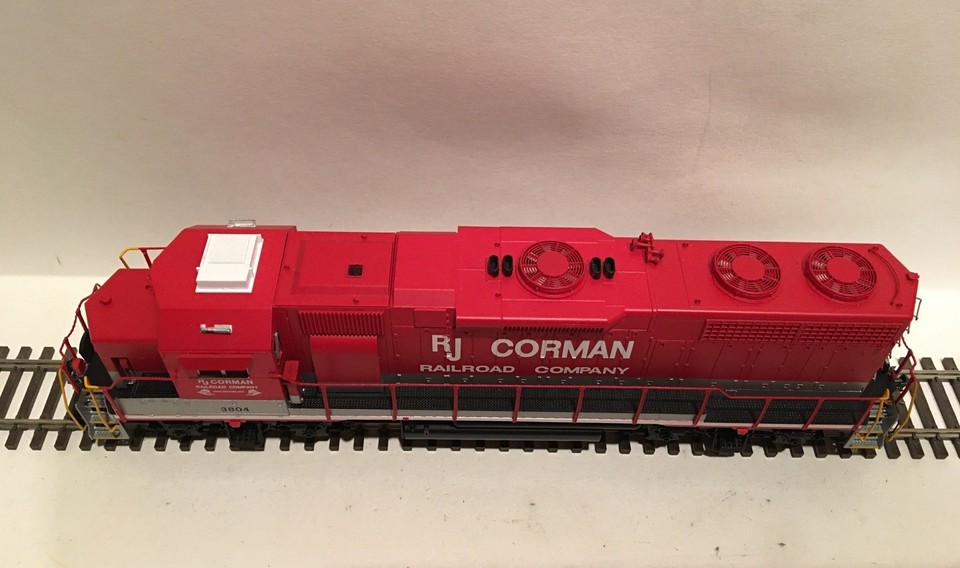 HO Atlas RJ Corman GP38 Powered Diesel Locomotive #3804 DCC LokSOUND | eBay