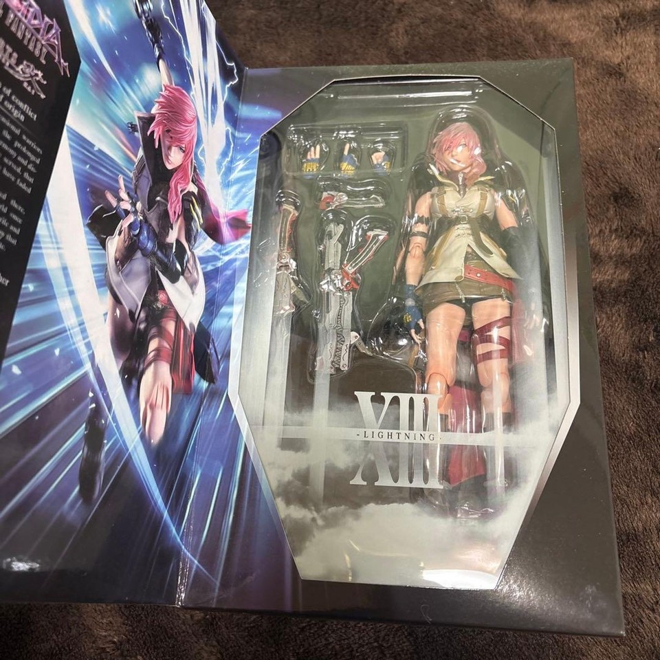 Play Arts Kai Dissidia Final Fantasy Lightning Action Figure Square ...