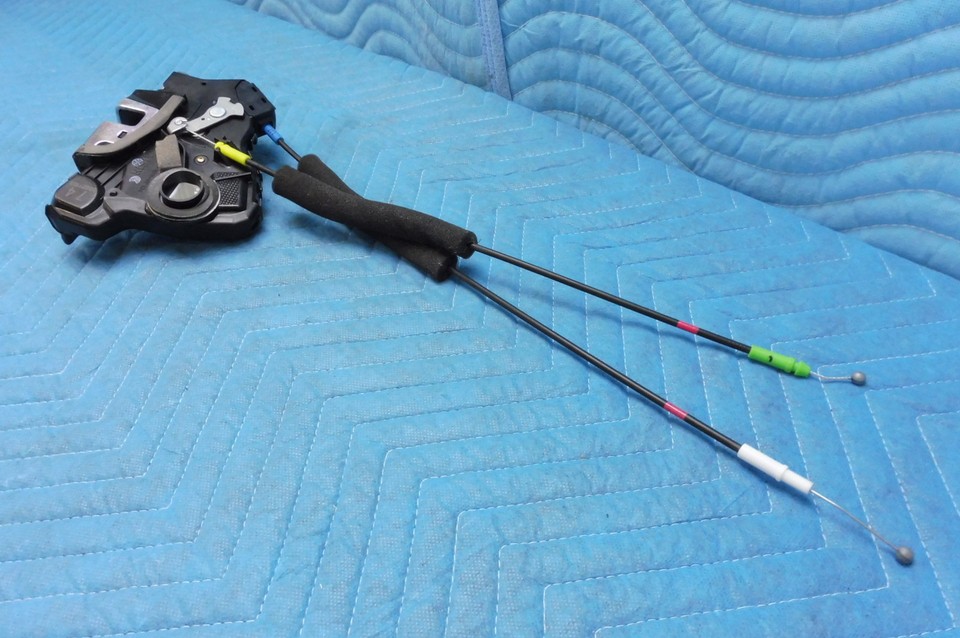 Lexus GX470 Front Passenger Door Lock Latch 2003-2009 OEM | eBay