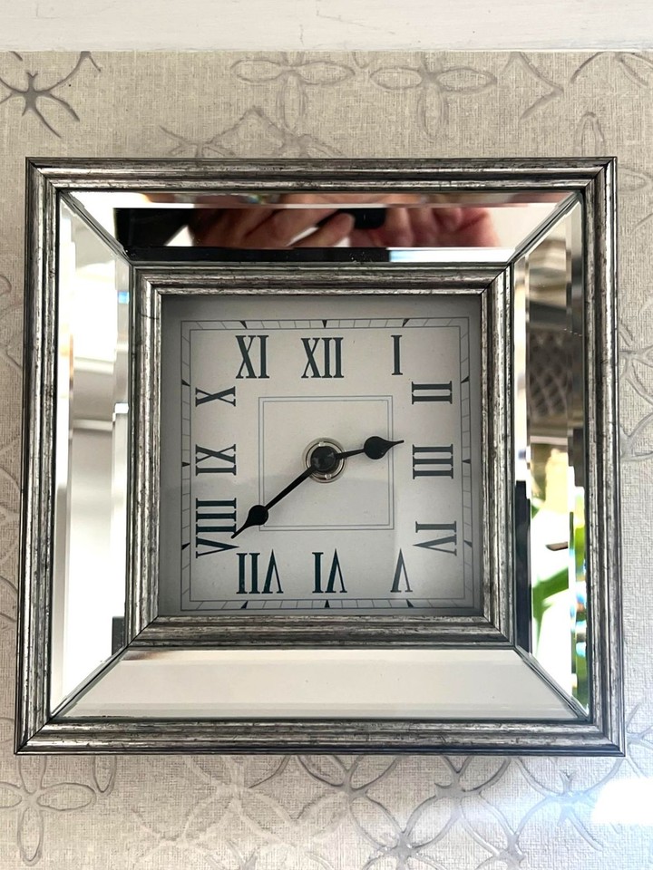 Silver Mirrored Wall Mantel Clock Silver Wooden Mirrored Frame Battery ...
