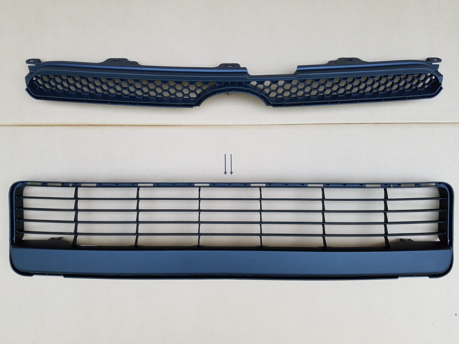 2PC Set 2011-2012 SCION XB Front Bumper Black Upper & Lower Grille PAIR ...