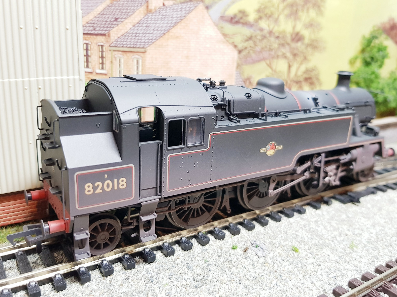 Bachmann+31-982+BR+Standard+Class+3MT+Tank+82018+-+BR+Lined+Black+ ...