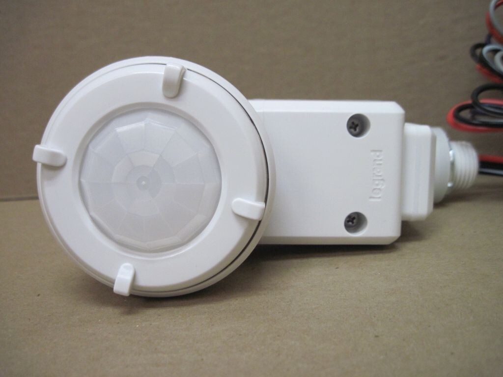 Legrand Wattstopper (FSP-221B-D-L2-W) Universal Volt High / Low PIR ...