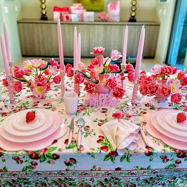 Birthday Decor Table Setting