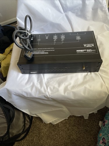 Monster Power HTS2500 Home Theater Reference Power Conditioner Surge ...