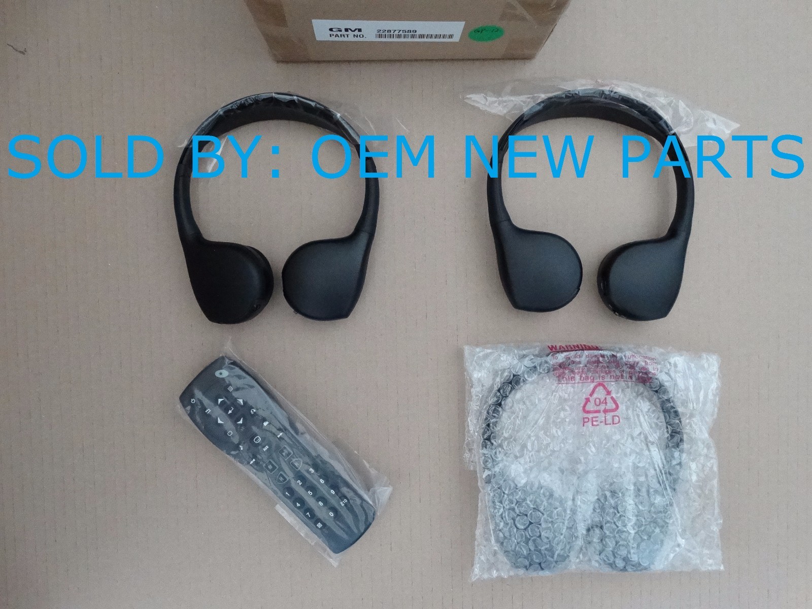 Chevrolet GMC OEM 3 Headphones & Remote for DVD Rear Seat Entertainment ...