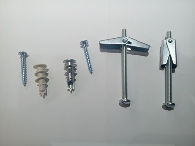 Plasterboard Fixings, 3 Types, Nylon & Zinc Self Drilling & Spring ...