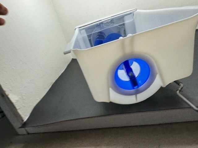 GE Refrigerator Ice Auger Bin Bucket Container WR29X43996, WR17X12938 ...