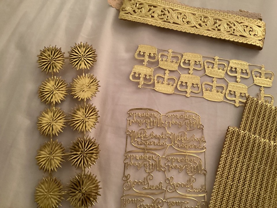 Rare June Zimonick NOS 1999 Gold Foil Border Papers crowns, for ...