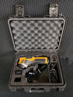 481389 - Flir BCAM Thermal Imaging Camera W/ Battery, Charger, & Hard ...