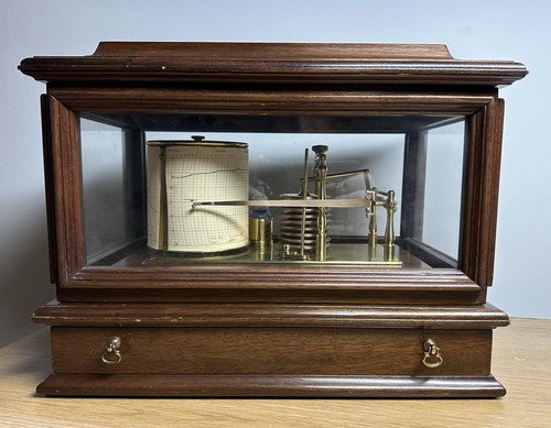 Gluck Co. Ltd. 7D R8D Barograph and Recorder Made In England - In Wood ...