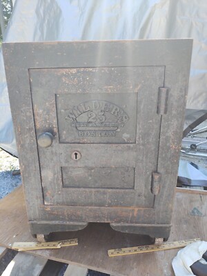 Vintage heavy Steel Safe J. E. Wilder's 25 Merchants Row, Boston | eBay