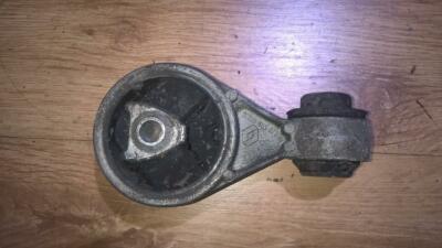 8200355673 Engine Mounting and Transmission Mount (Engine support ...