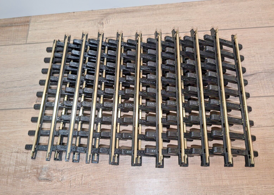 New Bright Holiday Express 10 STRAIGHT TRACKS 384 Series train track ...