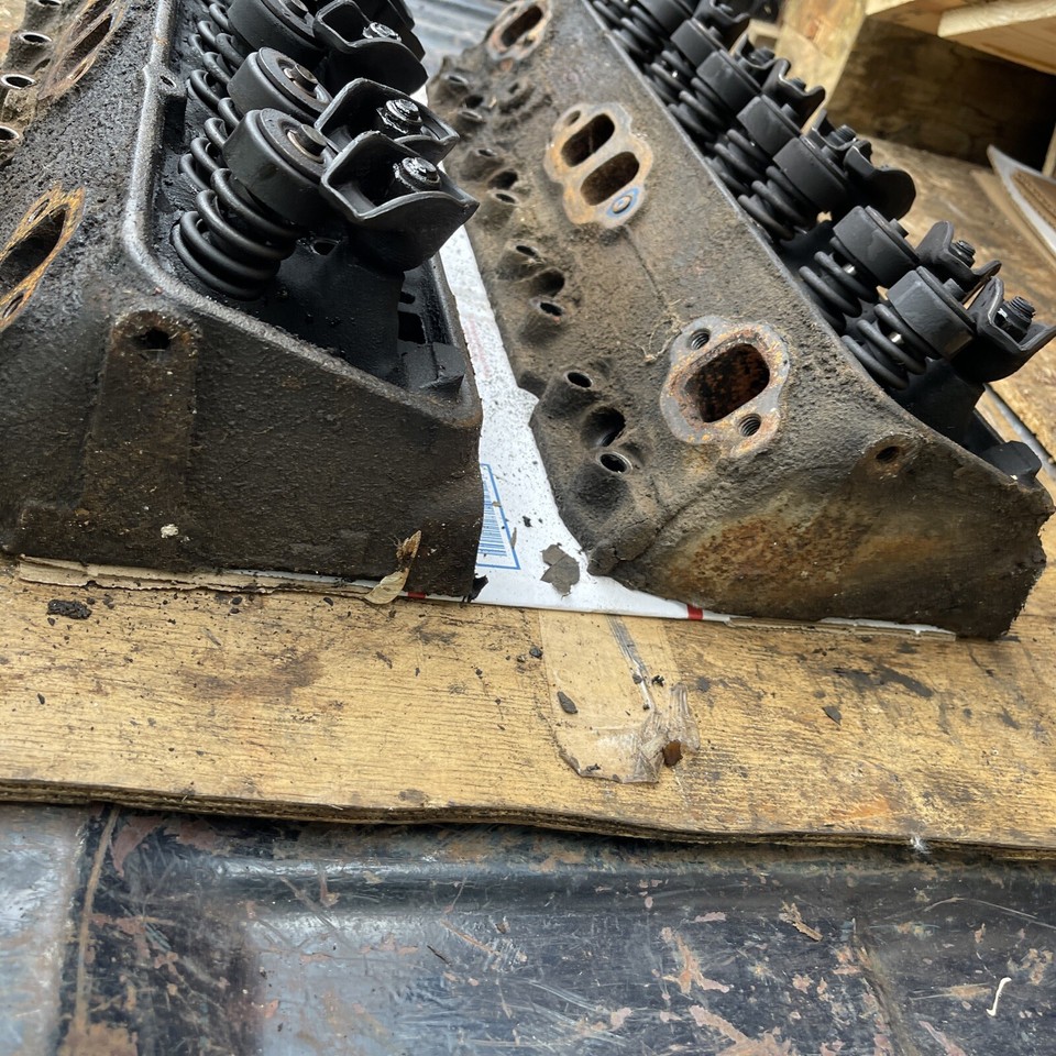 OEM Original Small Block Chevy Cylinder Heads 327 350 Truck C10 C20 | eBay