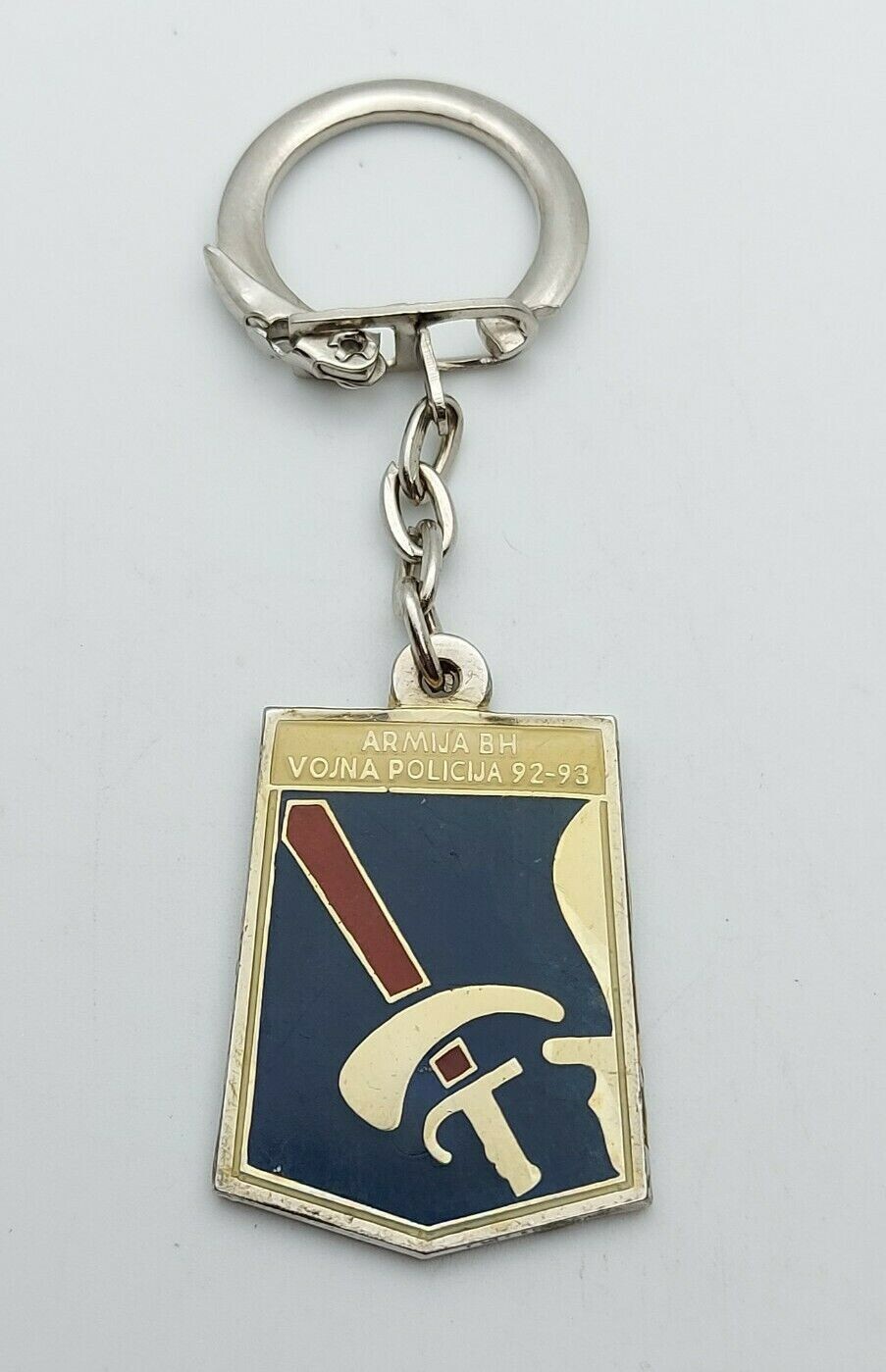 BOSNIA ARMY ( Armija BiH ) Bosnia 1992/1993. army military keychains ...