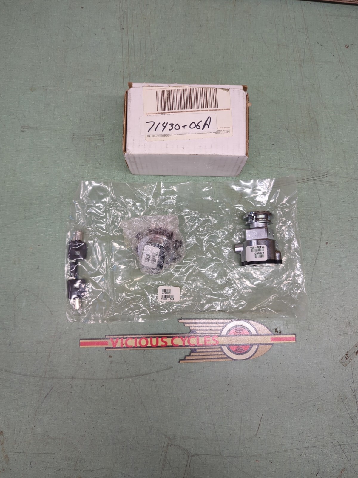 New OEM 07-08 Harley Davidson Dyna Super Glide Ignition Lock W Key ...
