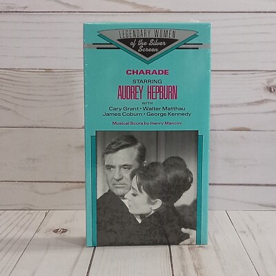 Charade VHS Tape 1963 Comedy/Thriller/Suspense Audrey Hepburn Cary ...