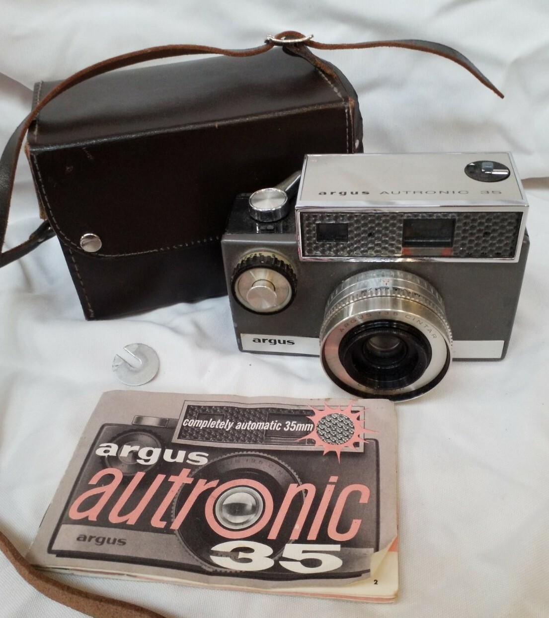 Vintage 1960's Argus Autronic 35mm Film Camera W Manual, Leather Case ...