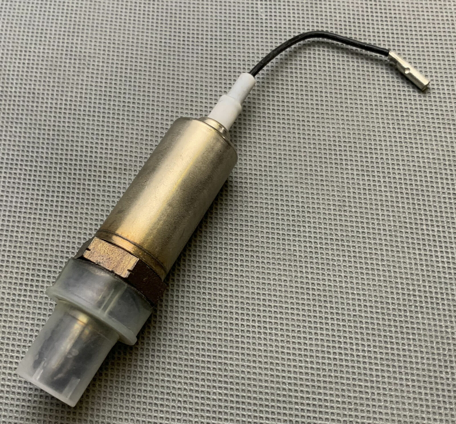 OEM Bosch Universal O2 Sensor 11027 For Chevy Honda Ford Nissan Mazda ...