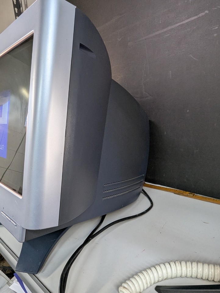 HP Pavilion 16” Anti-Glare Computer Monitor MX704 CRT VGA Retro Gaming ...