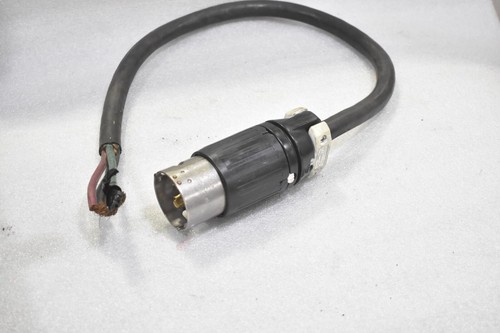 HUBBELL CS-8165C INDUSRIAL LOCKING DEVICE PLUG TWIST-LOCK SERIES W/ 35. ...