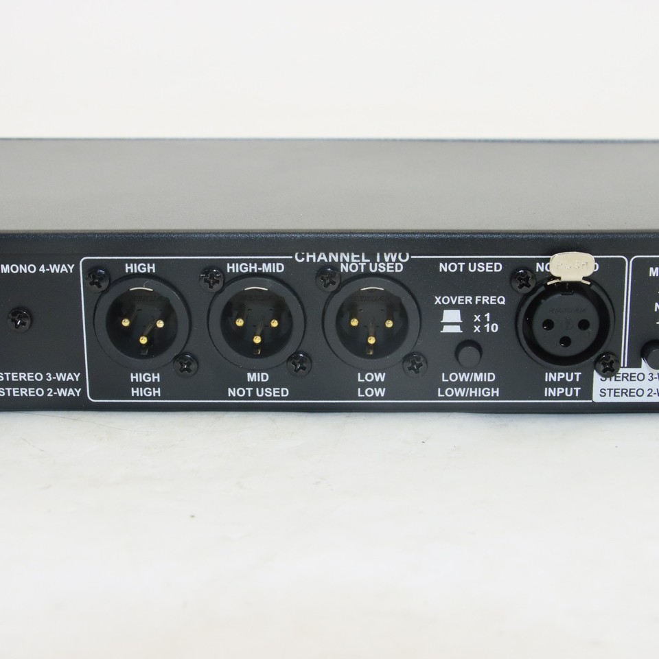DBX 234XS 2/3Way Crossover Stereo Electronic 4-Way Mono Audio Device ...