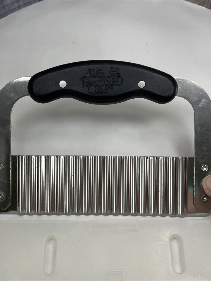 Pampered Chef Crinkle Cutter Garnish Stainless Steel Cheese Potatoes ...
