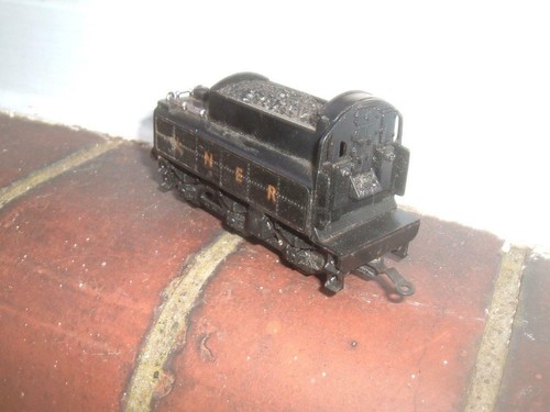 OO GAUGE "IVATT" TENDER FOR A CLASS 2 ENGINE IDEAL IF NEEDED JUST ...