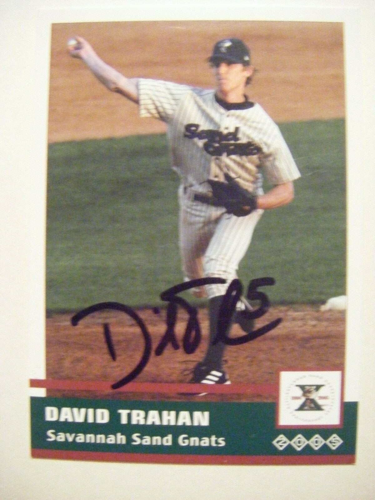 DAVID TRAHAN signed 2005 SAVANNAH SANDGNAT baseball card AUTO GALVESTON ...