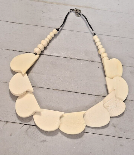NICE Vintage Necklace of Off White Beads and Half Circle Pieces Hook ...