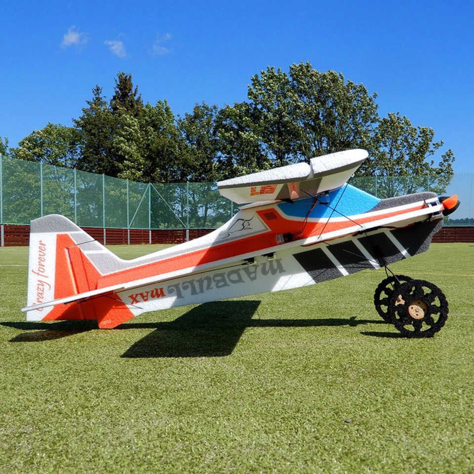 Hacker Models EPP Indoor 51" MadBull MAX (Air foiled) RC 3D Airplane ...
