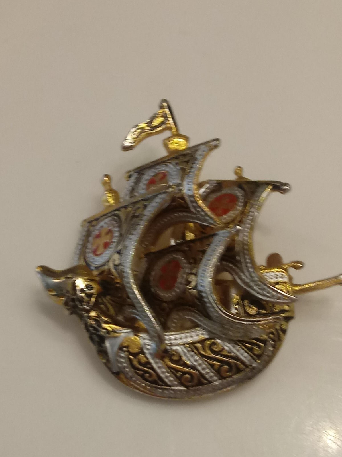Vintage Spanish Galleon Sailing Ship Brooch Pin - Gem