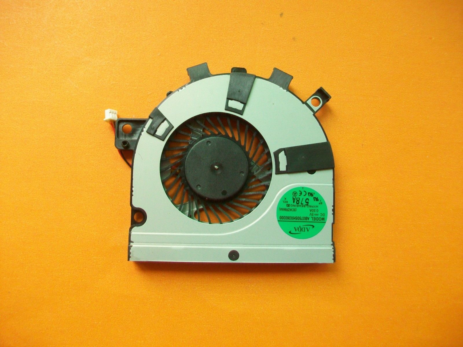 ADDA AB07505HX060300 DC5V 0.50A CPU FAN FOR TOSHIBA Satellite M40-A M40 ...