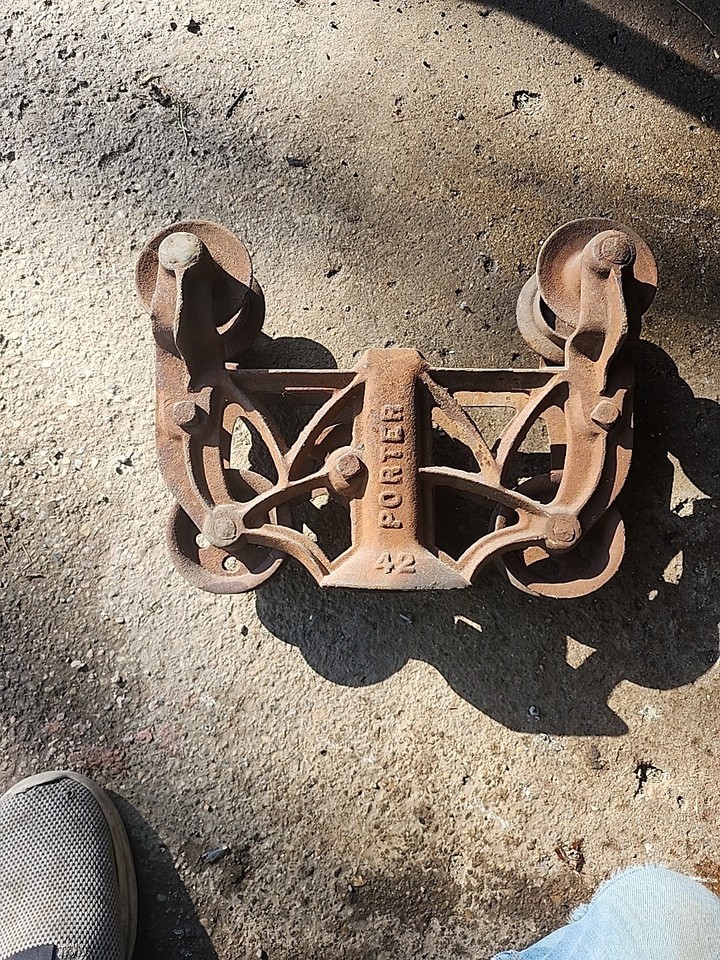 VTG ANTIQUE PORTER 42 43 HAY CARRIER BARN TROLLEY CARRIER FARM PULLEY ...