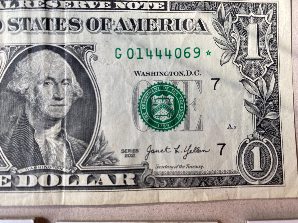 Collectible Mixed Lot US Old Money-$1.00 Star Note, Silver Dime, BU ...