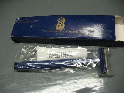 PORTMAN RITZ CARLTON SHANGHAI HOTEL ROOM RAZOR & SHAVING KIT SEALED | eBay