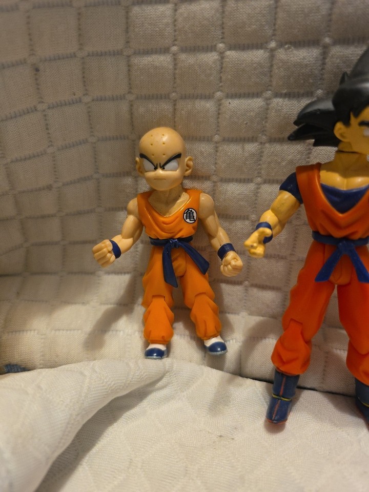 Dragon Ball Son Goku, Vegeta , Krillin, Trunks, Android 16 2001 Irwin ...