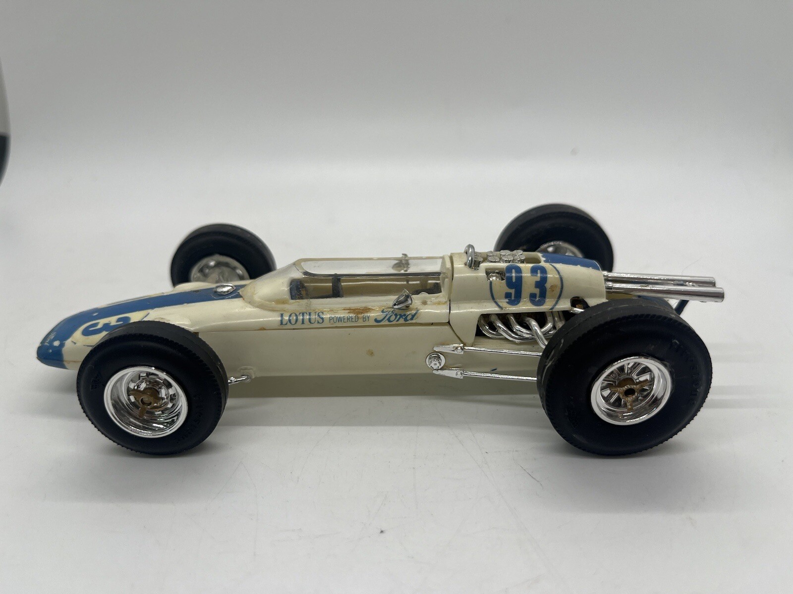 AMT Dan Gurney Indy 500 Lotus Racer 1:25 Scale Plastic Model Car Kit ...