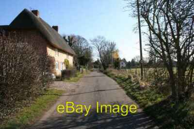 Photo 6x4 Preston Crowmarsh Wallingford One of the thatched cottages ...