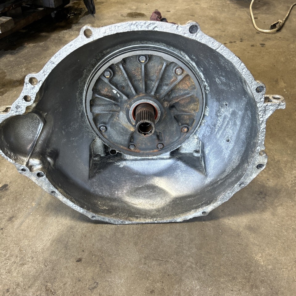 Ford C6 Transmission Round Bell Housing 360 , 390 FE Pattern | eBay