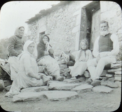 PEASANT FAMILY, GREECE, ANTIQUE PHOTO ON GLASS | eBay