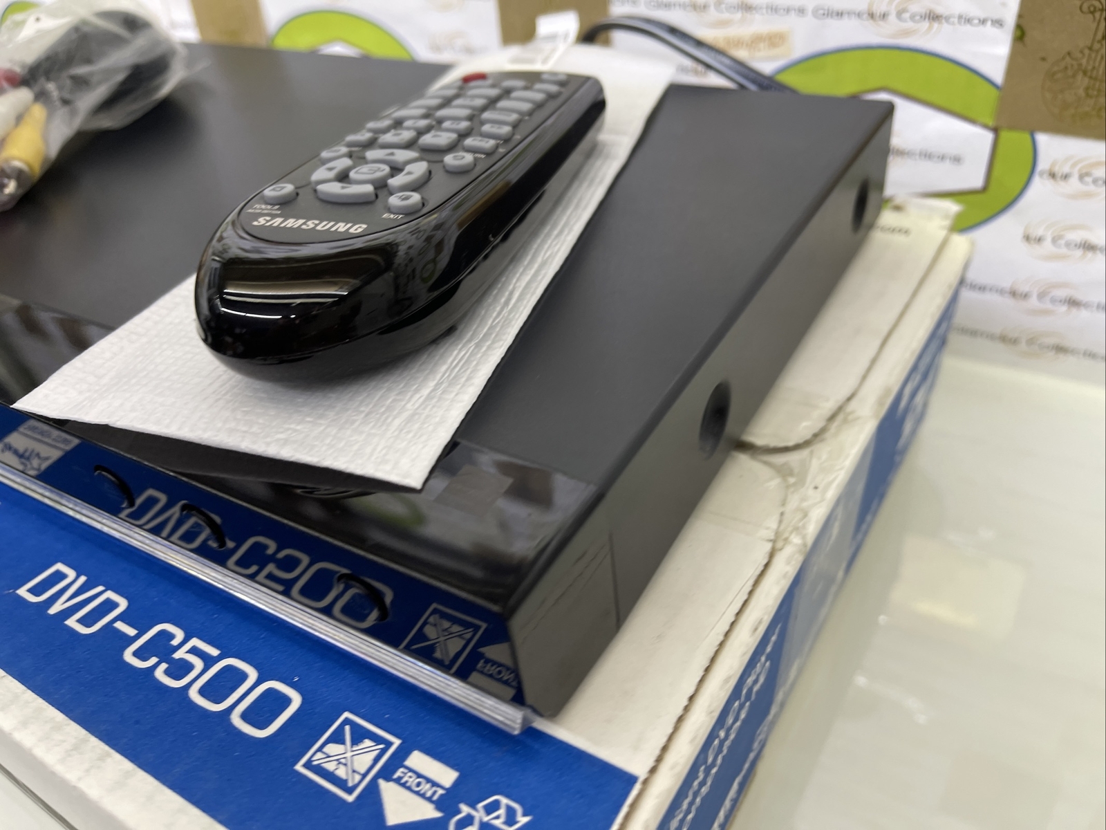 Samsung (DVD-C500) HDTV Compliant Upconverting DVD Player & HDMI (D1 ...