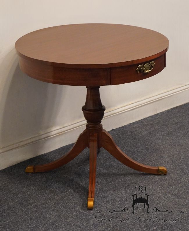 MERSMAN Solid Mahogany Traditional Duncan Phyfe Style 29" Round Accent ...