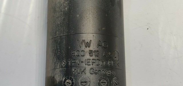 2019 AUDI Q3 PASSENGER SIDE REAR SHOCK ABSORBER 5QF513049CE 5Q0513425J ...