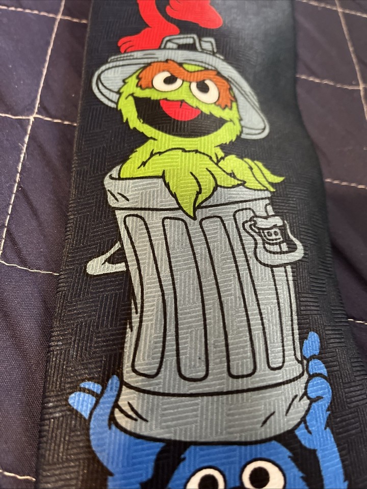 Sesame Street Men’s Necktie Oscar Elmo Grover 58” X 3.875” Jim Henson ...