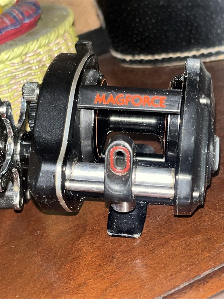 DAIWA PROCASTER MAGFORCE PMF15S BAIT CASTING FISHING REEL | eBay