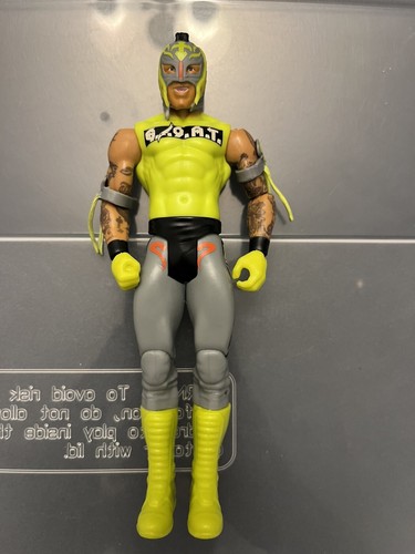 WWE Mattel Basic 124 Rey Mysterio Wrestling Figure Wrestlemania Main ...